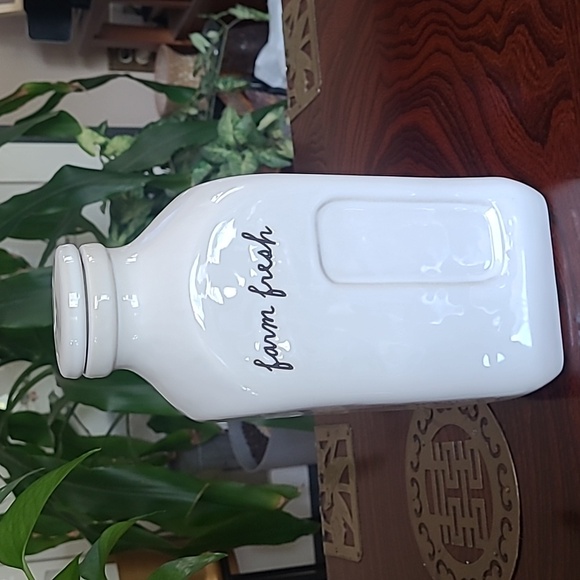 Rae Dunn | Kitchen | Rae Dunn Farm Fresh Milk Container | Poshmark